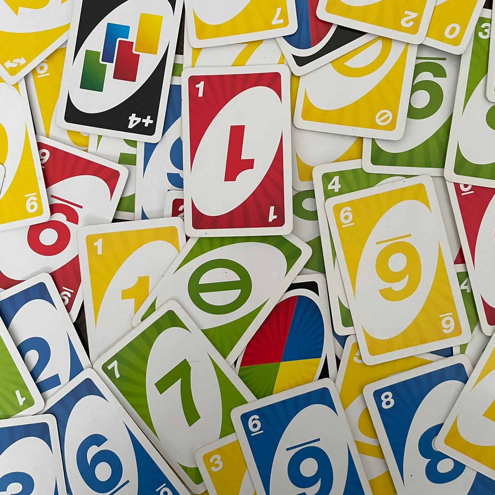 UNO Review • Spellenbunker heeft alle info & videos • Kaartspel door Mattel