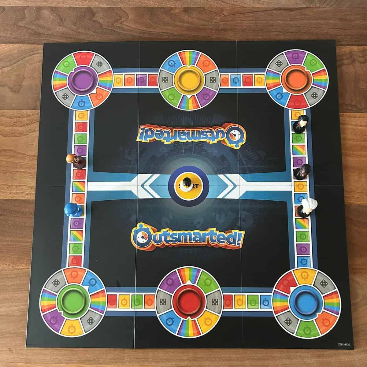 OUTSMARTED! Review • Spellenbunker heeft alle info & videos • Bordspel door (Self-Published ...